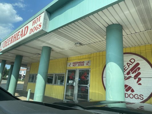 DEERHEAD HOT DOGS - Updated December 2024 - 57 Photos & 32 Reviews ...