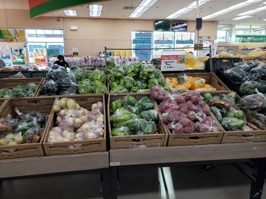 LA MART - 28 Photos & 20 Reviews - 5865 Robert Oliver Pl, Columbia ...