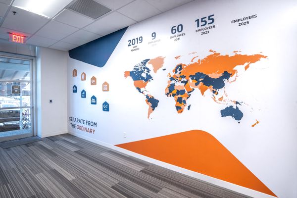 DYNAMIC ECO HOME - Updated October 2025 - 20 Photos - 2280 Campbell ...