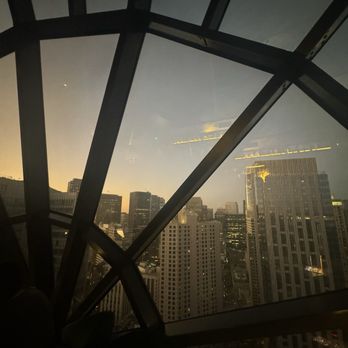 THE VIEW LOUNGE - Updated September 2024 - 3129 Photos & 2003 Reviews ...