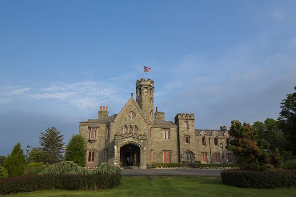 WHITBY CASTLE - Updated December 2025 - 62 Photos & 79 Reviews - 330 ...