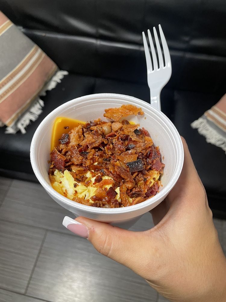 VIC’S SANDWICH SHOP - Updated December 2025 - 25 Photos & 26 Reviews ...