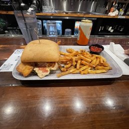 THE TIPSY OAK - Updated December 2024 - 887 Photos & 904 Reviews - 301 ...