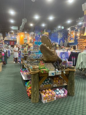 BARGAIN WORLD LAKE BUENA VISTA - Updated August 2025 - 26 Photos & 25 ...