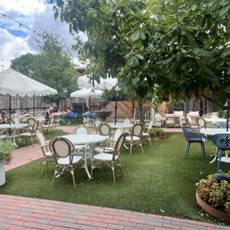 COURTSIDE KITCHEN - Updated July 2025 - 71 Photos & 53 Reviews - 1615 ...