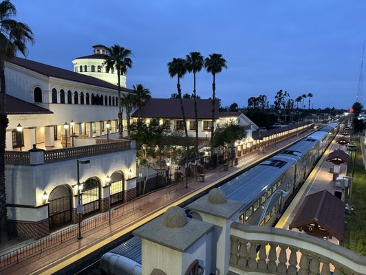 SANTA ANA METROLINK STATION - Updated June 2026 - 197 Photos & 70 ...
