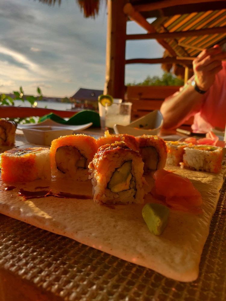 ICE SUSHI - 17 Photos - Blvd. Kukulcán Km 12.5, Cancún, Quintana Roo ...