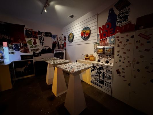 PAPERCUT - Updated May 2026 - 116 Photos & 28 Reviews - 908 E 5th St ...