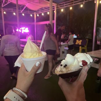 SURFIN’ TURTLE ICE CREAM SHOPPE - Updated August 2025 - 85 Photos & 123 ...