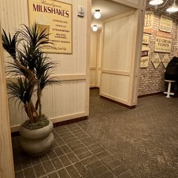 SMALL CHEVAL- ROSEMONT - Updated March 2025 - 205 Photos & 145 Reviews ...