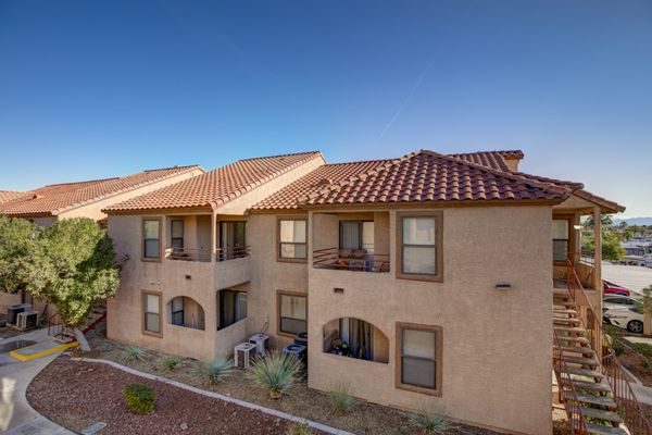 VILLA DEL RIO APARTMENTS - Updated September 2025 - 31 Photos & 11 ...