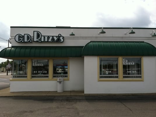 GD RITZY’S - Updated September 2025 - 30 Reviews - 4810 University Dr ...