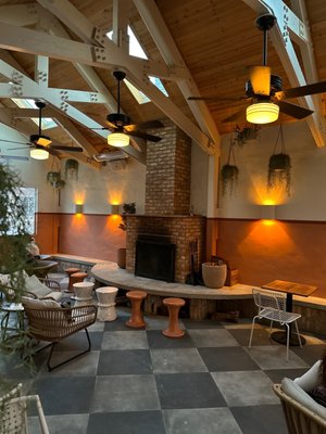 THE HI-LO - Updated January 2026 - 58 Photos & 53 Reviews - 1108 N ...