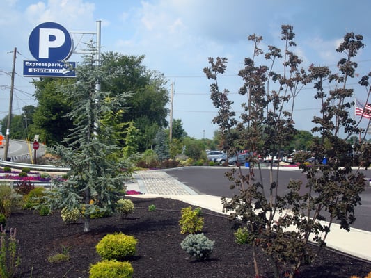 EXPRESSPARK SOUTH LOT - Updated December 2025 - 34 Photos & 90 Reviews ...