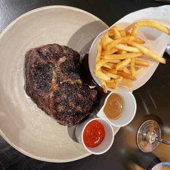 CUT DC - Updated July 2024 - 170 Photos & 60 Reviews - 1050 31st St NW ...