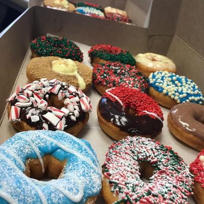 DESERT DONUTS with 457 Reviews & 380 Photos - 3134 W Carefree Hwy ...