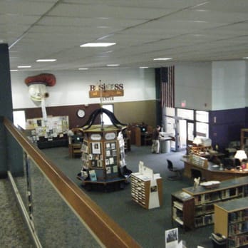 SOUTHINGTON LIBRARY - Updated October 2025 - 34 Photos - 255 Main St ...