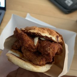 MAIN CHICK HOT CHICKEN - Updated March 2025 - 511 Photos & 600 Reviews ...