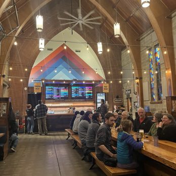 PUBLIC HOUSE - Updated April 2025 - 225 Photos & 160 Reviews - 418 A St ...