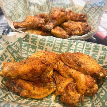 WINGSTOP - Updated January 2026 - 33 Photos & 18 Reviews - 529 Mckinley ...