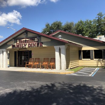REECECLIFF FAMILY DINER - Updated April 2024 - 136 Photos & 126 Reviews ...