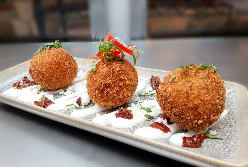 RELISH CAFE & RESTAURANT - Updated October 2025 - 25 Photos & 13 ...