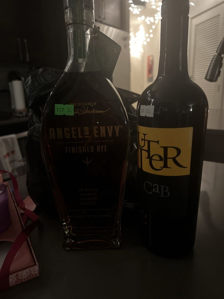 CAPITOL FINE WINE AND SPIRITS - Updated July 2025 - 34 Photos & 21 ...