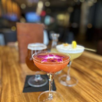 THE STINGER COCKTAIL BAR & KITCHEN - Updated July 2025 - 203 Photos ...