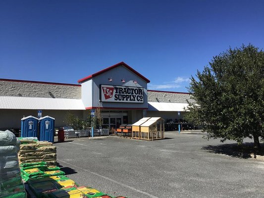 TRACTOR SUPPLY - Updated October 2024 - 2500 S Byron Butler Pkwy, Perry ...