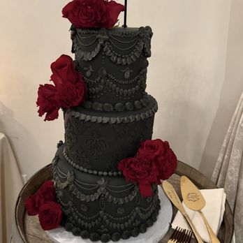 THE CRIMSON CAKE - Updated January 2025 - 544 Photos & 276 Reviews ...