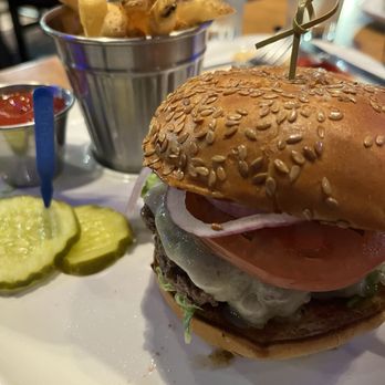 TONY C’S SPORTS BAR & GRILL - Updated November 2025 - 494 Photos & 523 ...