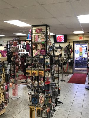 INTIMATE IDEAS - Updated May 2024 - 32 Photos - 3101 W Huron St ...