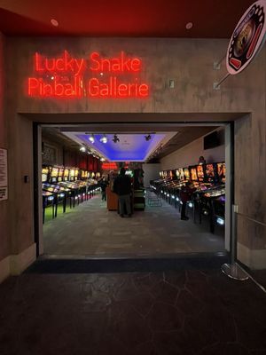 LUCKY SNAKE ARCADE & SPORTS BAR AT SHOWBOAT - Updated January 2025 ...