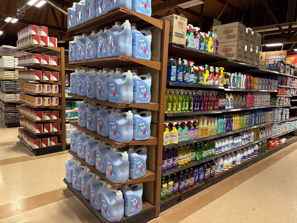 MERCED VALLEY FOOD - Updated June 2026 - 18 Photos - 1640 Yosemite Pkwy ...
