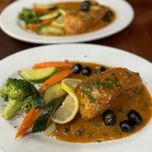 GURRA CAFE - Updated July 2025 - 21 Photos & 31 Reviews - 2325 Arthur ...