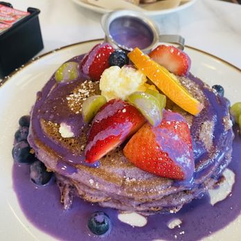 THE HANGOUT - Updated September 2024 - 132 Photos & 65 Reviews - 1908 ...