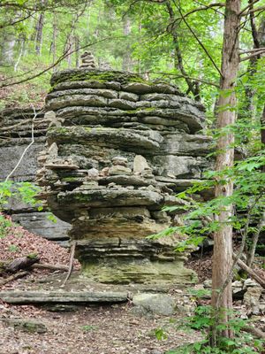 PIVOT ROCK AND NATURAL BRIDGE - Updated October 2025 - 55 Photos & 21 ...