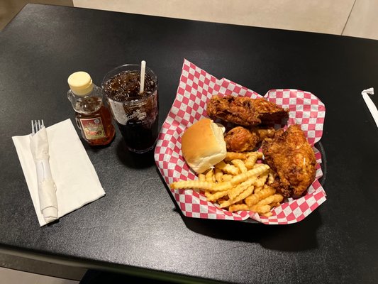 SNEAKY’S CHICKEN - Updated May 2025 - 102 Photos & 72 Reviews - 3711 ...