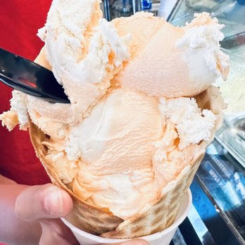 MOOTIME CREAMERY - Ice Cream & Frozen Yogurt in Coronado, California at ...