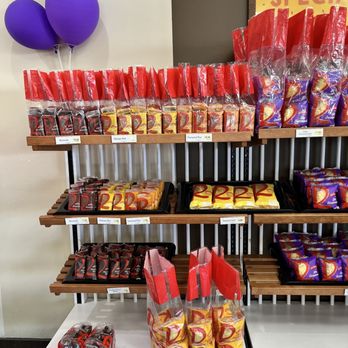 RED RIBBON BAKESHOP - Updated April 2025 - 240 Photos & 140 Reviews ...