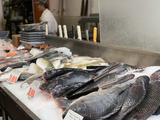 SUN FAT SEAFOOD COMPANY - Seafood Market at 2687 Mission St, San ...