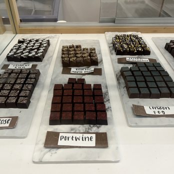 VENTURE CHOCOLATE AND WINE - Updated August 2024 - 36 Photos & 23 ...