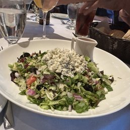 MODERN ON THE RAILS - Updated October 2025 - 248 Photos & 310 Reviews - 1 Station Plz ...