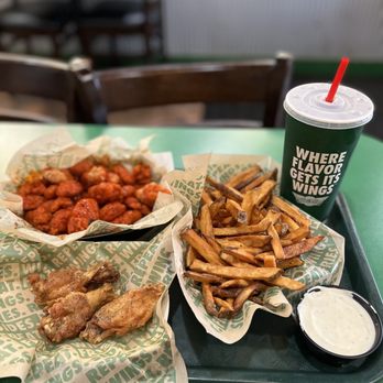 WINGSTOP - Updated August 2025 - 49 Photos & 64 Reviews - 321 Nj Route ...