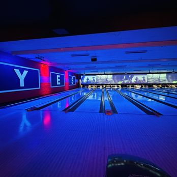 BOWLERO MURRIETA - Updated January 2025 - 147 Photos & 174 Reviews ...