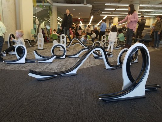 NORTH YORK CENTRAL LIBRARY - Updated November 2025 - 43 Photos & 36 ...