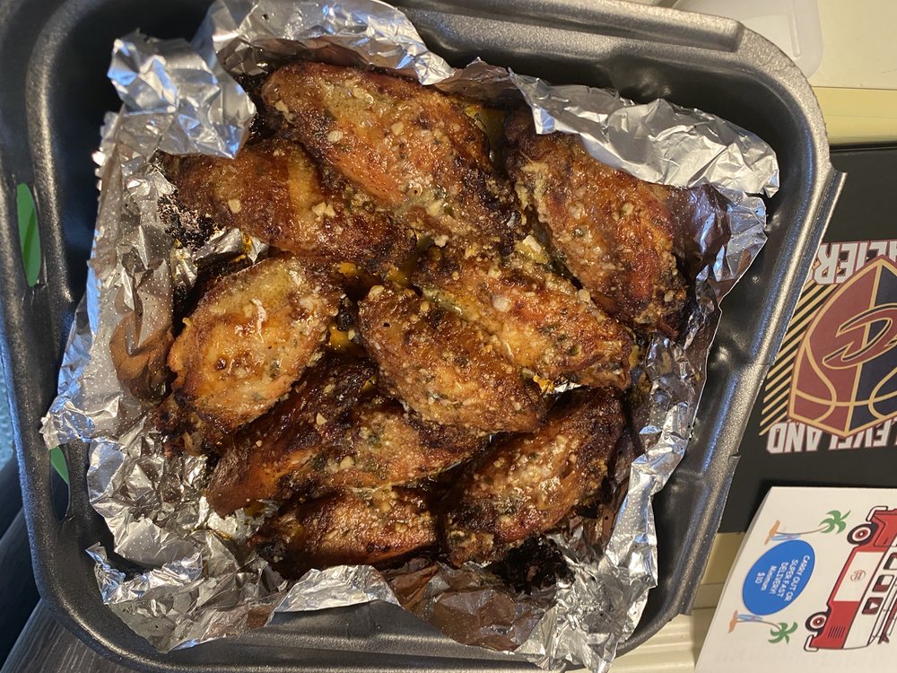 SUPER BAKED PIZZA & WINGS - Updated July 2024 - 31 Photos & 81 Reviews ...