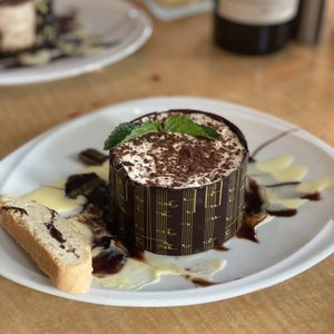 UNIQUE BITE EATERY - Updated June 2024 - 239 Photos & 494 Reviews ...