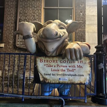 TROLL PUB UNDER THE BRIDGE - Updated August 2024 - 914 Photos & 811 ...