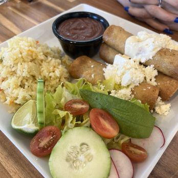 MELY’S RESTAURANT - Updated May 2025 - 124 Photos & 74 Reviews - 2122 E ...